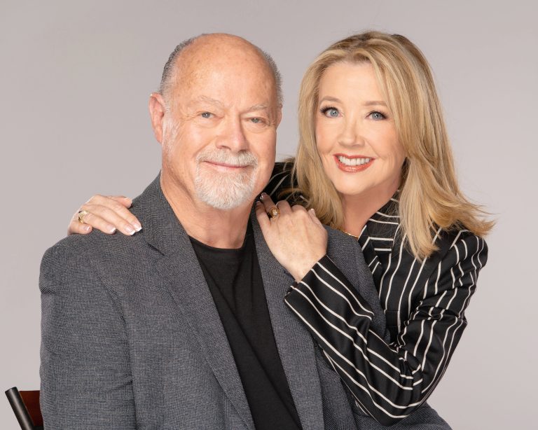 Edward J. Scott de retour comme producteur principal des Feux de l ...